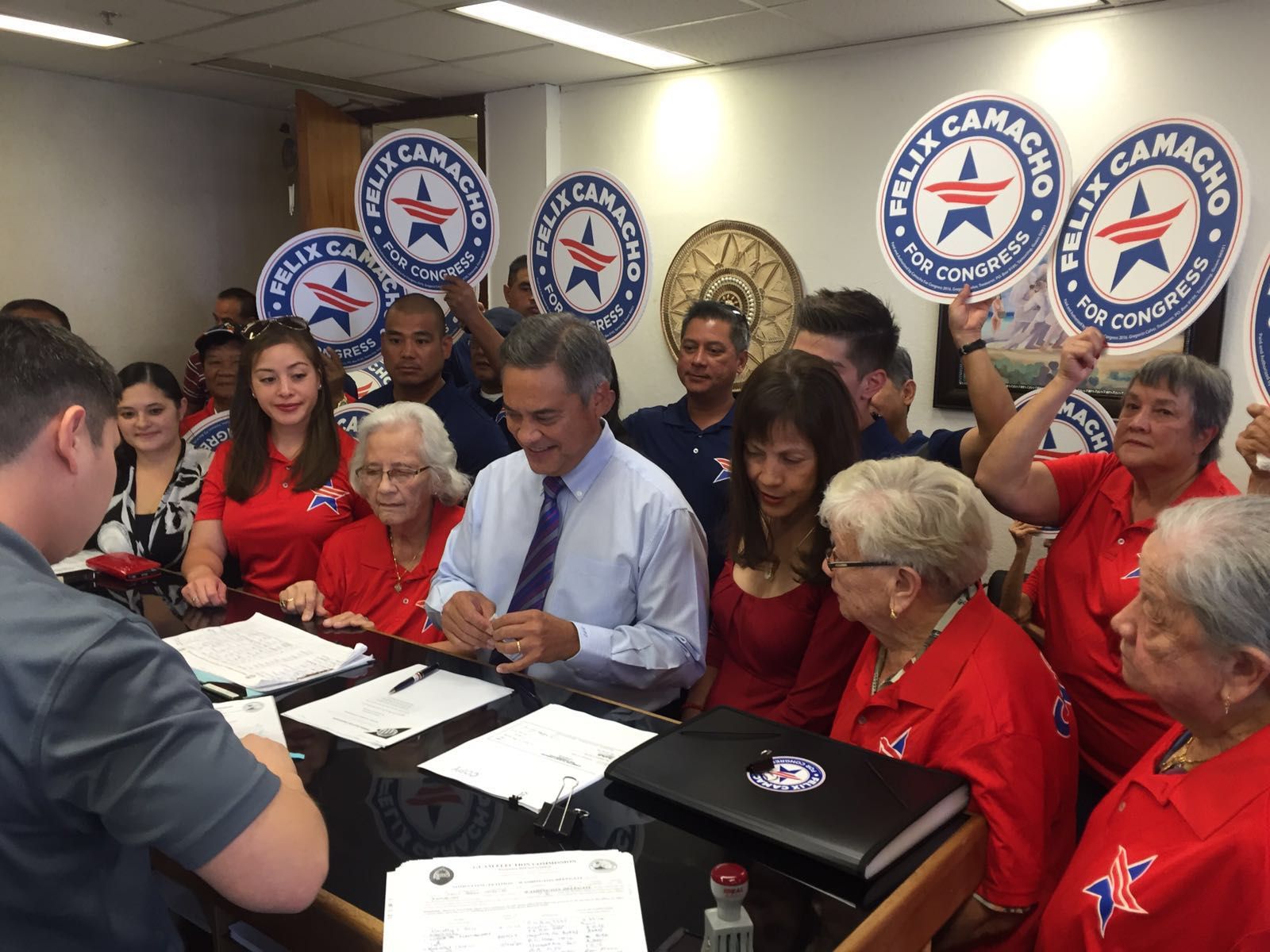 Former governor Felix Camacho announces congressional run - KUAM.com ...