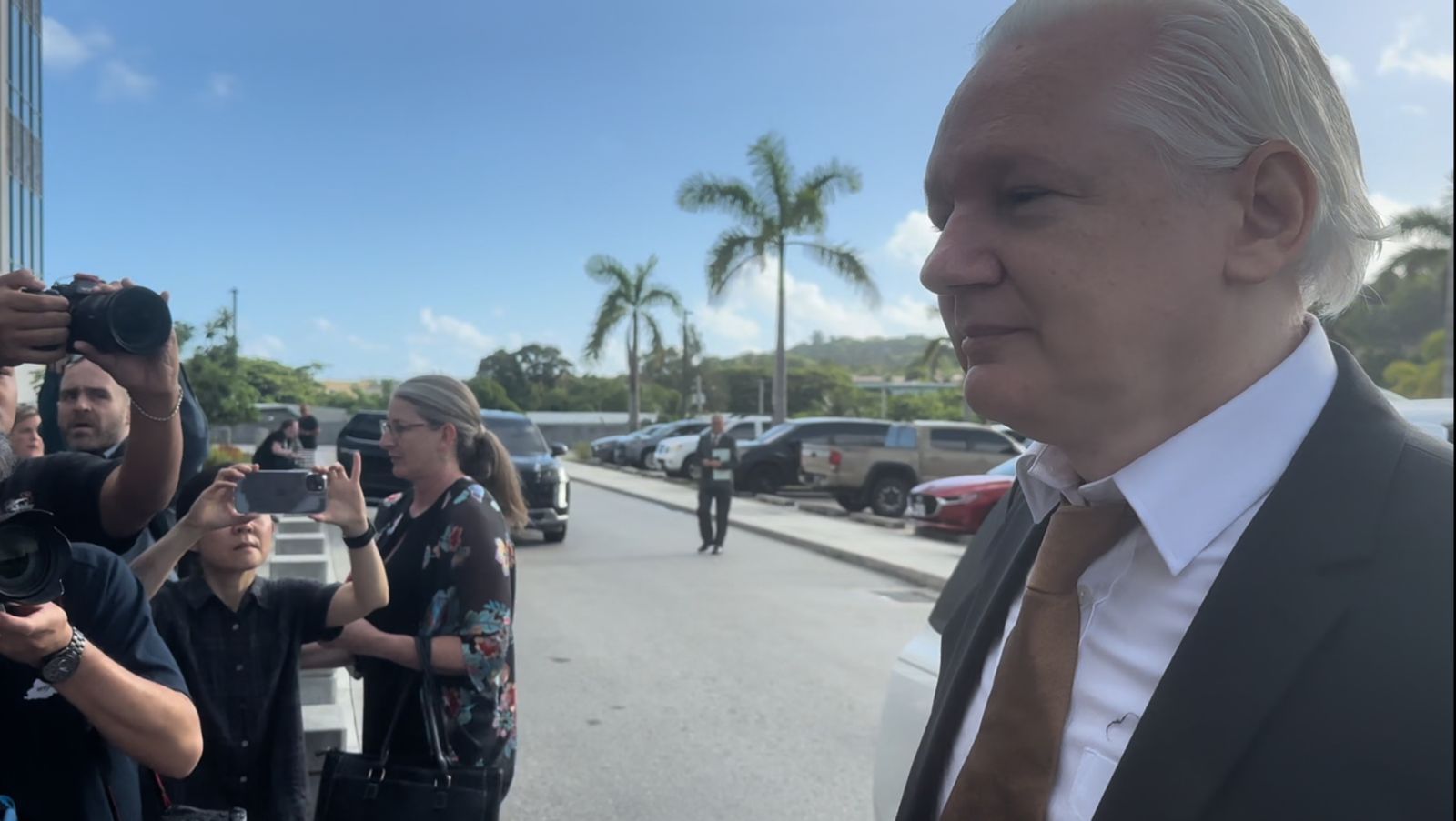 WikiLeaks founder Julian Assange enters guilty plea in Saipan court ...