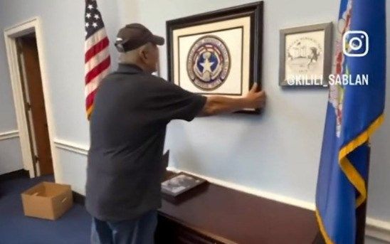 CNMI Delegate Gregorio Kilili Sablan prepares to depart office in D.C ...